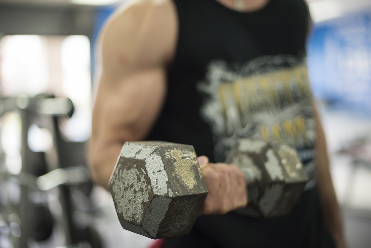 The Average Biceps Size for Men - FitForTheWin
